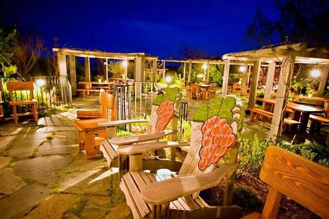 Valley Wine Tour. You will buy your own wine and meals. - Key Points