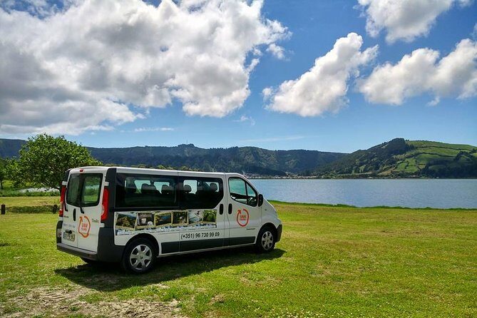 Van  Laketour  Furnas  Full Day/ with lunch (Shared) - Authentic Experiences and Local Insights  