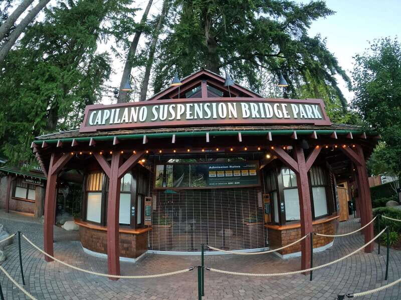 Vancouver: Capilano Bridge, Cleveland Dam & Lynn Canyon Tour - Key Points