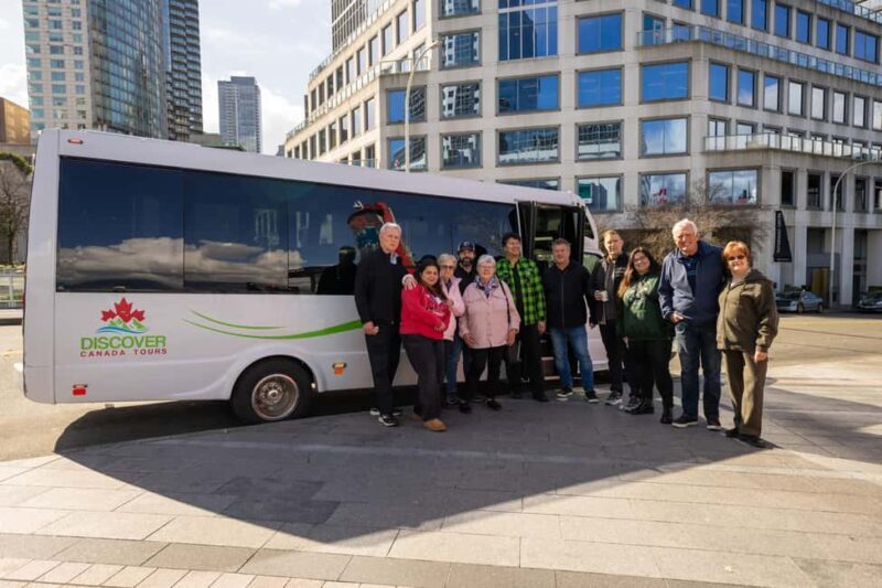 Vancouver: City Highlights & Vancouver Lookout Tour - Key Points