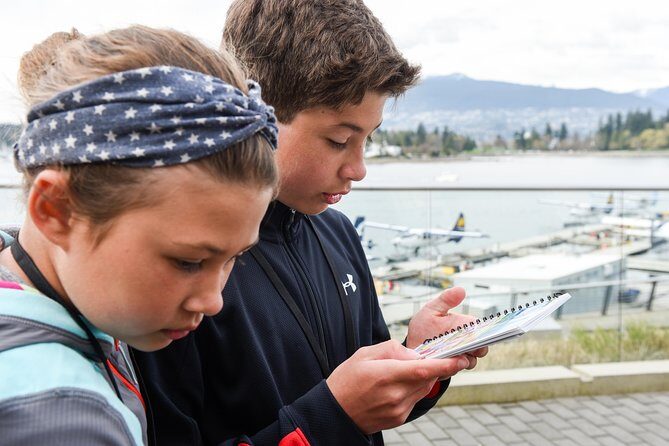 Vancouver City Sightseeing Adventure with Kids: Heroes & Villains