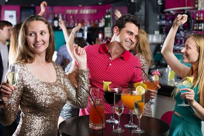 Vancouver Evening 4 Hours Tour with Night Life Attractions Private - FAQ