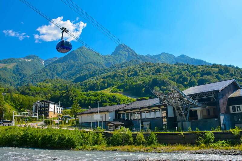 Vancouver: Grouse Mountain Express Tour with Skyride - FAQs