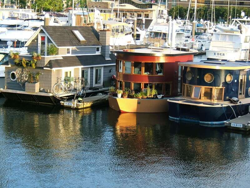 Vancouver: Private Guided City Tour with Pickup - Authentic Insights from Reviews