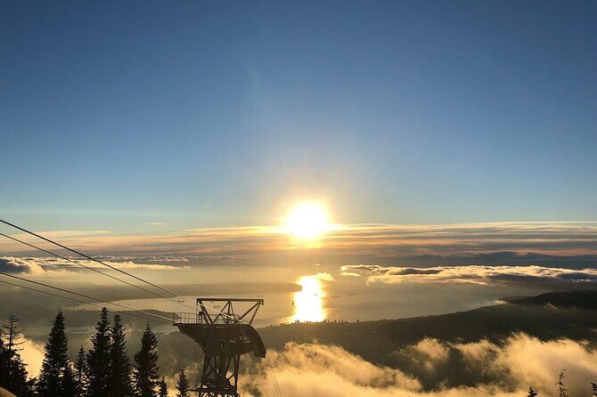 Vancouver Small Group Night Tour w/Capilano + Grouse Mtn Dinner - FAQs