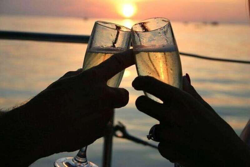 Vancouver: Sunset Boat Cruise with Complementary Bubbly - Final Words