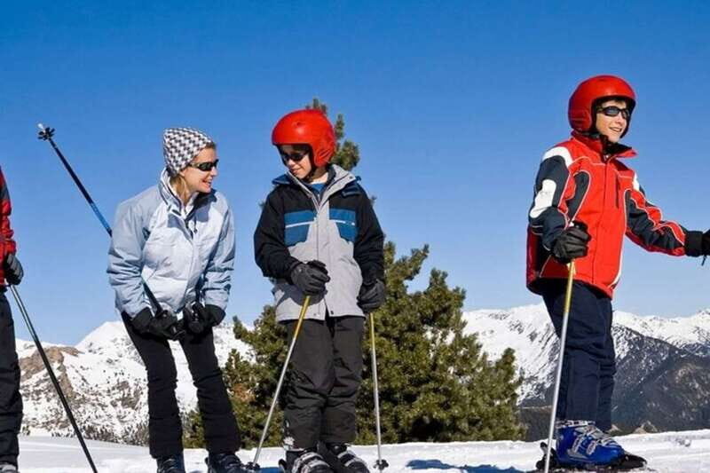 Vancouver to Revelstoke 2 days Ski and Snowboarding Tour - Why Choose This Tour Over DIY or Larger Groups?