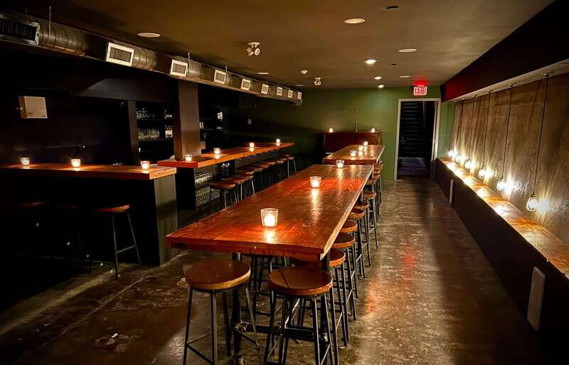 Vancouver: Underground Comedy Club Entry Ticket - Key Points