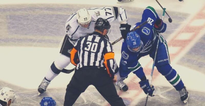 Vancouver: Vancouver Canucks Ice Hockey Game Ticket - The Setting and Venue: Rogers Arena