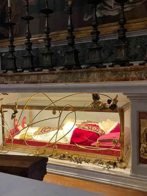 Vatican Museum & Sistine Chapel guided tour - The Experience on the Ground