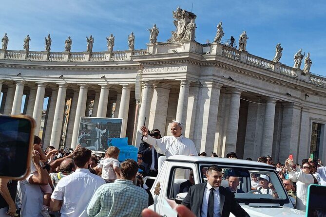 vatican :Papal Audience & St. Peters tour - Guide Quality and Overall Experience