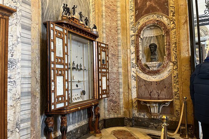 Vatican skip the line ticket with host - What to Expect from the Experience