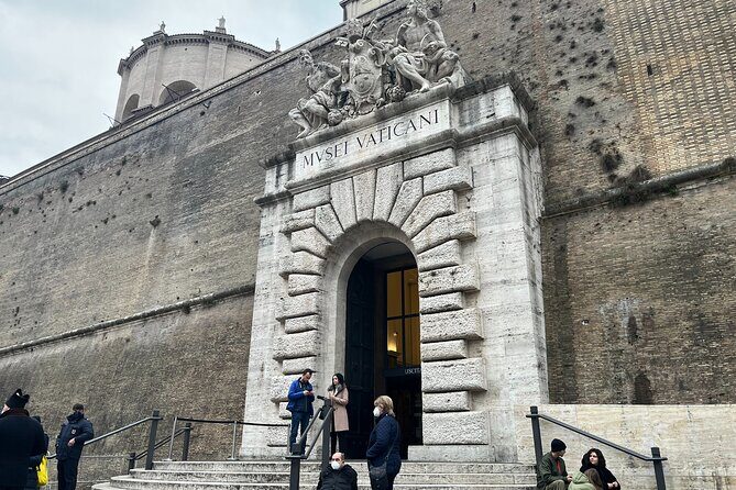 Vatican skip the line ticket with host - Authentic Insights from Reviewers