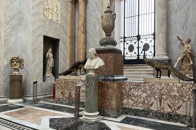 Vatican skip the line ticket with host - The Sum Up