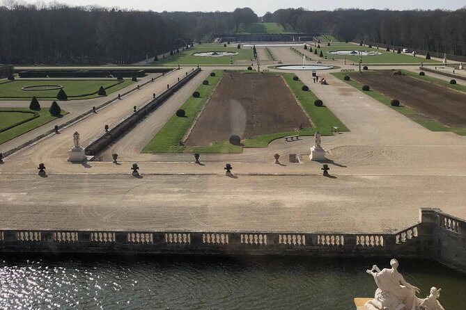 VAUX-LE-VICOMTE- private day-trip (pickup and dropoff at/to your hotel in Paris) - FAQ about the Vaux-le-Vicomte private day-trip