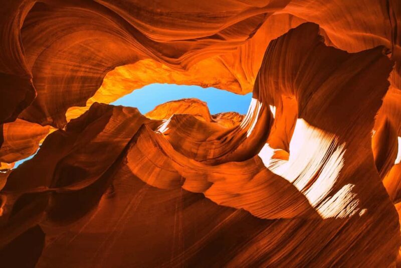 Vegas: Antelope Canyon & Horseshoe Bend VIP Small Group Tour - Scenic Drive and First Impressions