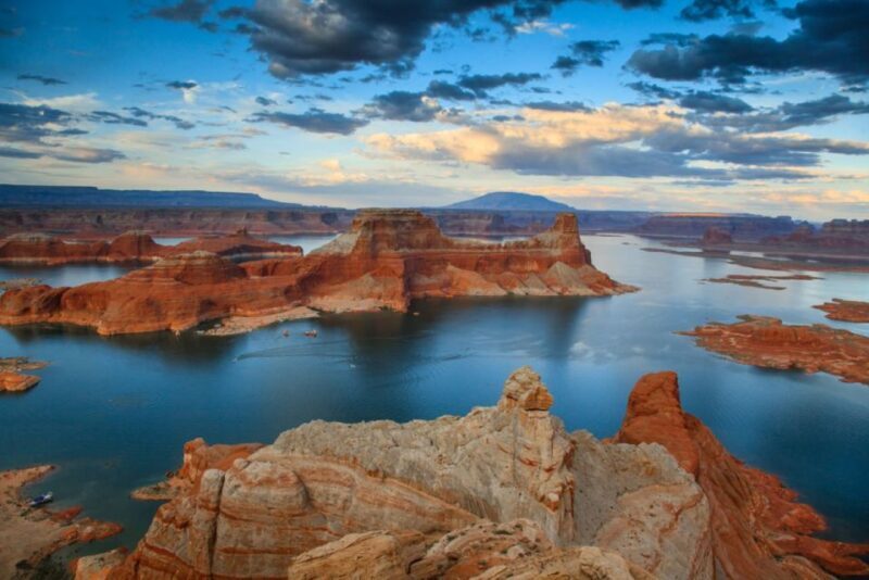 Vegas: Antelope Canyon, Monument Valley, & Grand Canyon Tour - Transportation and Group Size