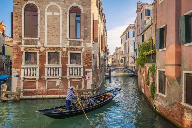 Venetian Private Sandolo tour - Tips for Enhancing Your Experience