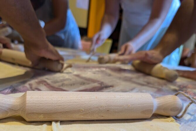 Venetian Secrets 3 course Cooking Class and Unlimited Prosecco - Who Is This Experience Perfect For?