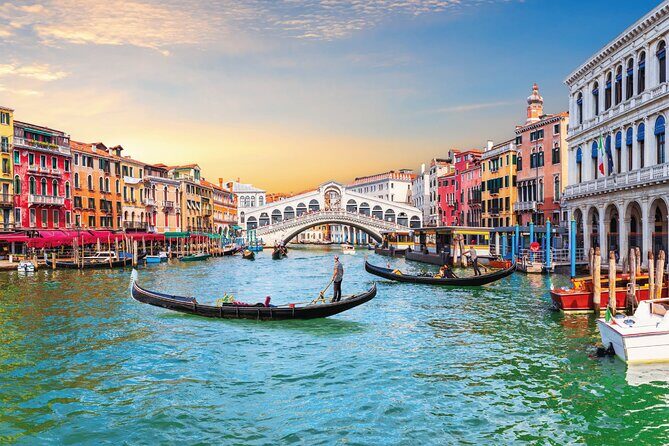 Venezia Walking Tour with Audio and Written Guide by a Local - Detailed Breakdown of the Itinerary