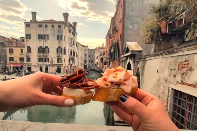 Venice 10 bites Cicchetti with Wine - Key Points