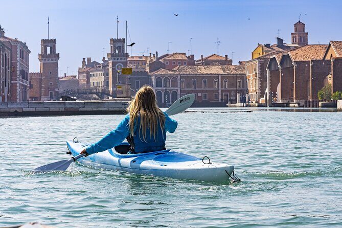 Venice Beginner's Kayak Tour: train & visit the Medieval Arsenal - Key Points