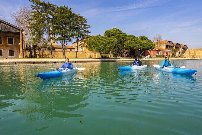 Venice Beginner's Kayak Tour: train & visit the Medieval Arsenal - FAQ