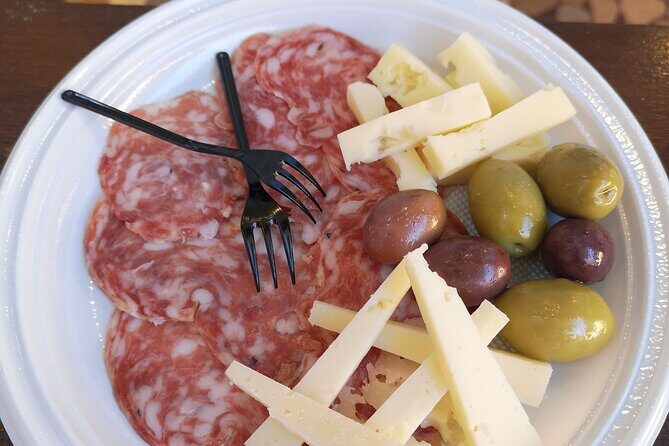 Venice Cicchetti, Spritz and Wine Tour with a Local Guide - Authenticity, Education & Atmosphere