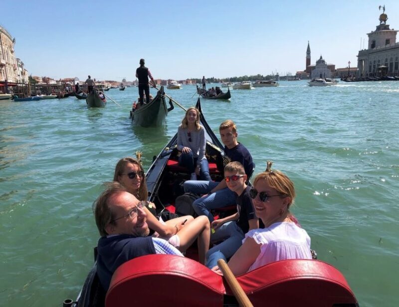 Venice Combo: Gondola, St. Marks Basilica Pala d'Oro option - Exploring the Venice Combo Experience