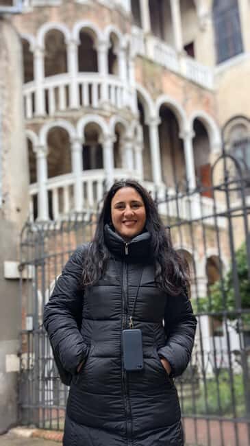 Venice: Early Morning Walking Tour with a Local Guide - Key Points