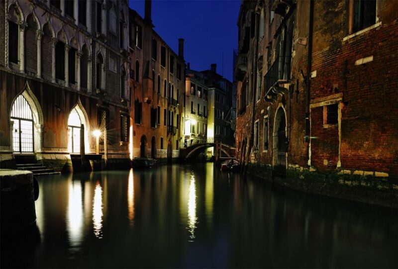 Venice: Ghost Tour to Rialto and San Marco Square - Practicalities & Tips