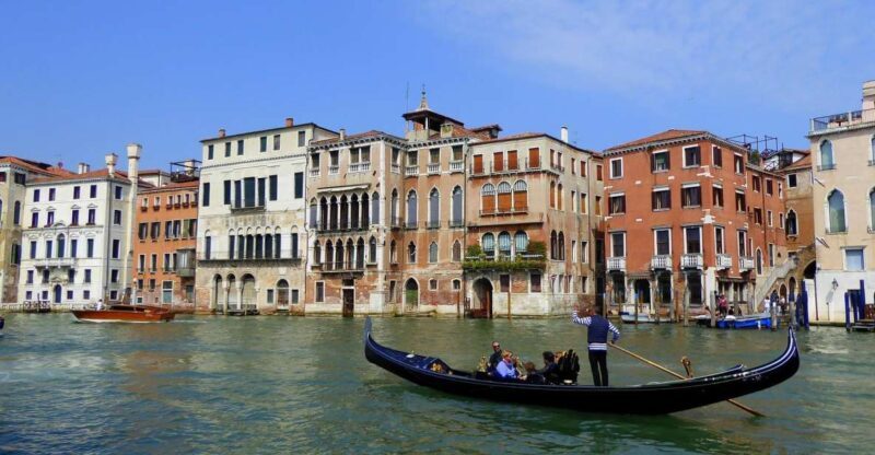 Venice: Gondola Ride and St Mark's Basilica - A Detailed Look at the Experience