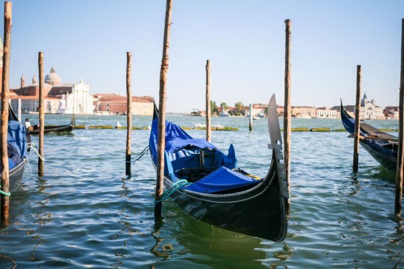 Venice: Gondola Ride and St. Mark's Basilica Tour - Exploring the Venice: Gondola Ride and St. Marks Basilica Tour in Detail