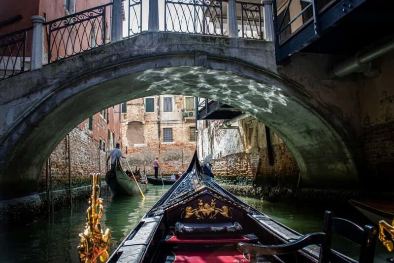 Venice: Gondola Ride under the Bridge of Sighs with Audio Guide App - A Detailed Look at the Venice Gondola Ride Experience