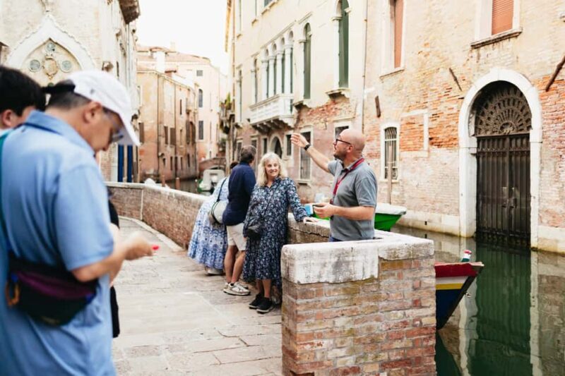 Venice: Highlights and Hidden Gems Night Walking Tour - The Itinerary Breakdown 