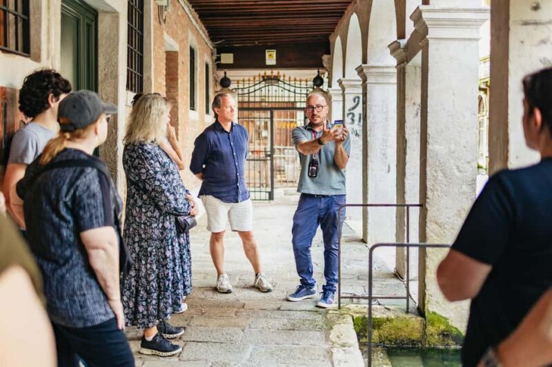 Venice: Highlights and Hidden Gems Night Walking Tour - FAQ