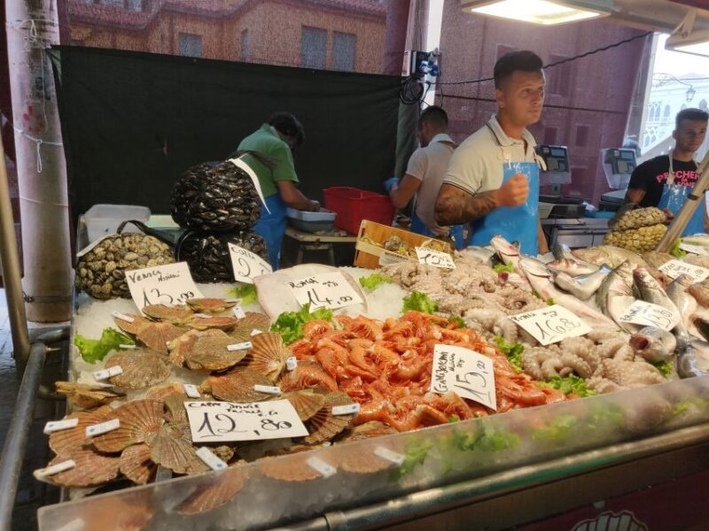 Venice: Local Fish Market With Cicchetti, Lunch, and Wine - The Practical Side: What You Need to Know