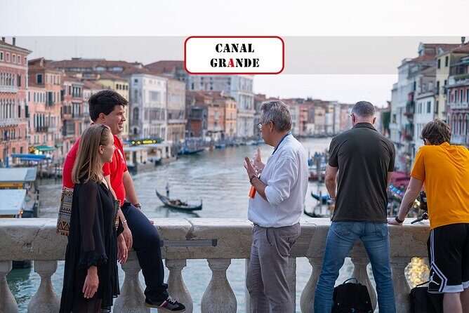 Venice: San Marco to Rialto Walking Tour & Spritz Like a Local - The Spritz & the VR Experience