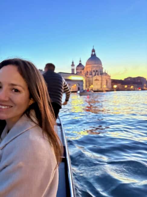 Venice: St. Marks Walking Tour & Gondola Traghetto Crossing - A Closer Look at the Itinerary