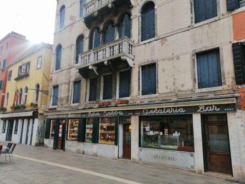 Venice: Traditional Cafés and Pastry Shops Walking Tour - A Deep Dive into the Experience