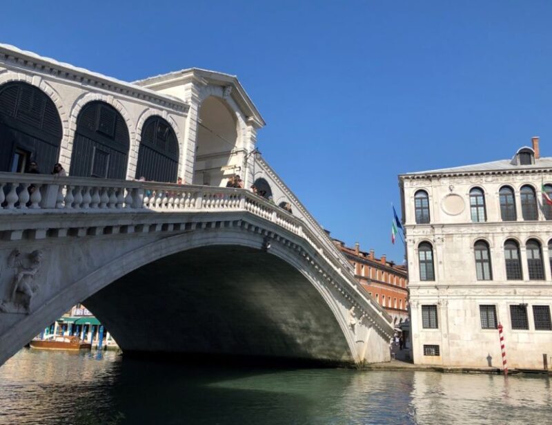Venice Walking Tour from St. Mark's to Rialto Bridge - Exploring Venice in 1.5 Hours: What to Expect