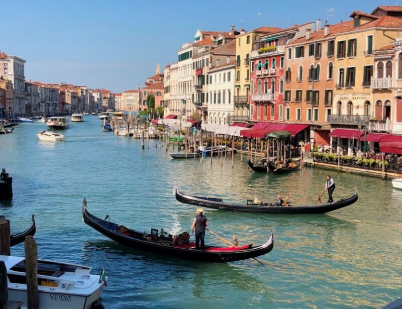 Venice Walking Tour from St. Mark's to Rialto Bridge - The Benefits of a Guided Walk in Venice