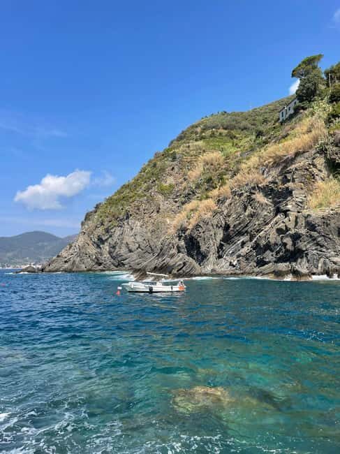 Vernazza: Cinque Terre Cruise with Sunset Aperetif Option - Key Points