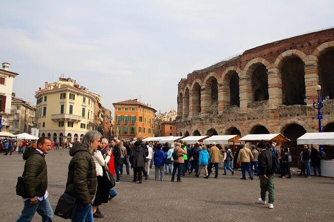 Verona City Sightseeing Walking Tour of Must-See Sites with Local Guide - The Experience: What to Expect