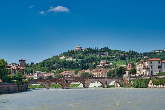 Verona Highlights with Local: Walking Tour Juliet's House Tickets - Timing, Meeting Point, and Practical Details