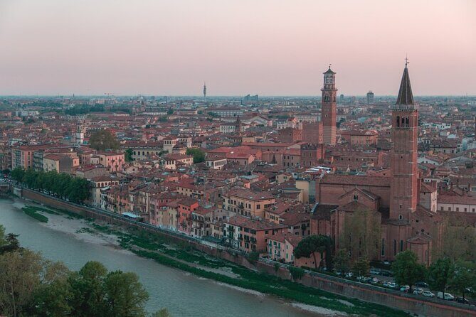 Verona Highlights with Local: Walking Tour Juliet's House Tickets - Authenticity and Cultural Insights
