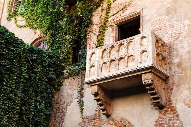 Verona Scavenger Hunt and Highlights Self Guided Audio Tour - FAQ