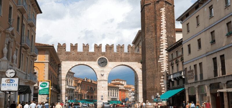 Verona Self Guided Walking Tour with an APP - Key Points