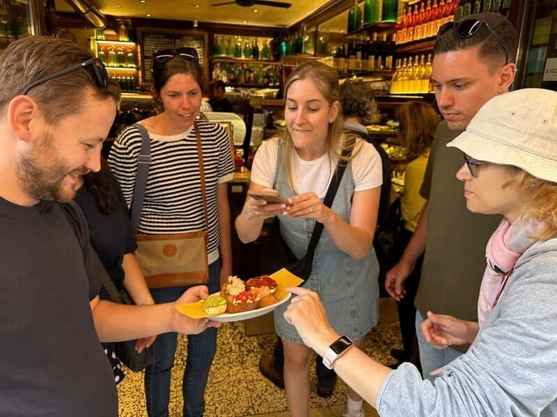 Verona: Street Food Tour and City Guided Sightseeing - How the Food Tasting Enhances the Experience