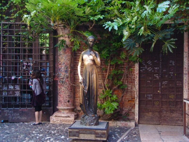 Verona Walking Tour with Skip-the-Line Arena guided visit - The Sum Up